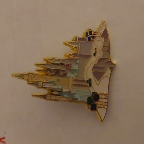 Disney | Jewelry | Disney Sleeping Beauty Pin | Poshmark